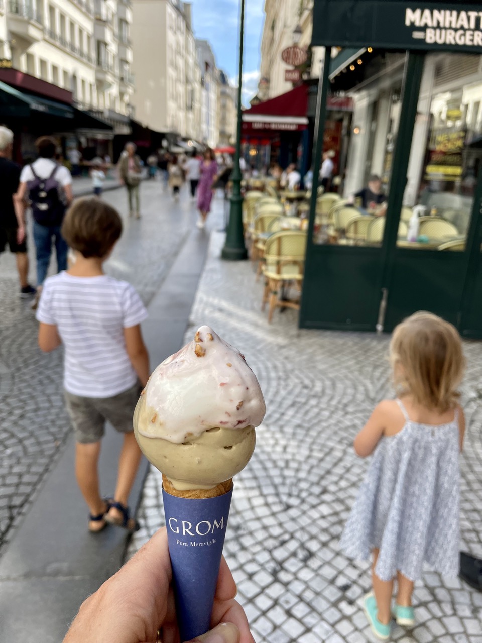 Where To Stay In Paris With Kids: 7 Best Neighborhoods